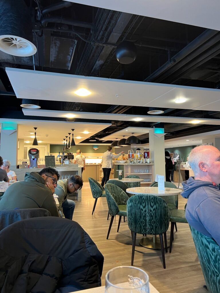 Escape Lounge Stansted Airport Review – Worth It in 2026?